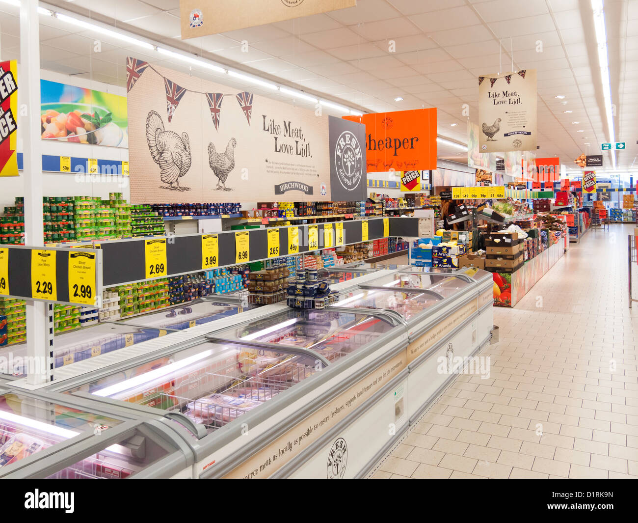 Lidl supermarket food aisle with no people Stock Photo - Alamy