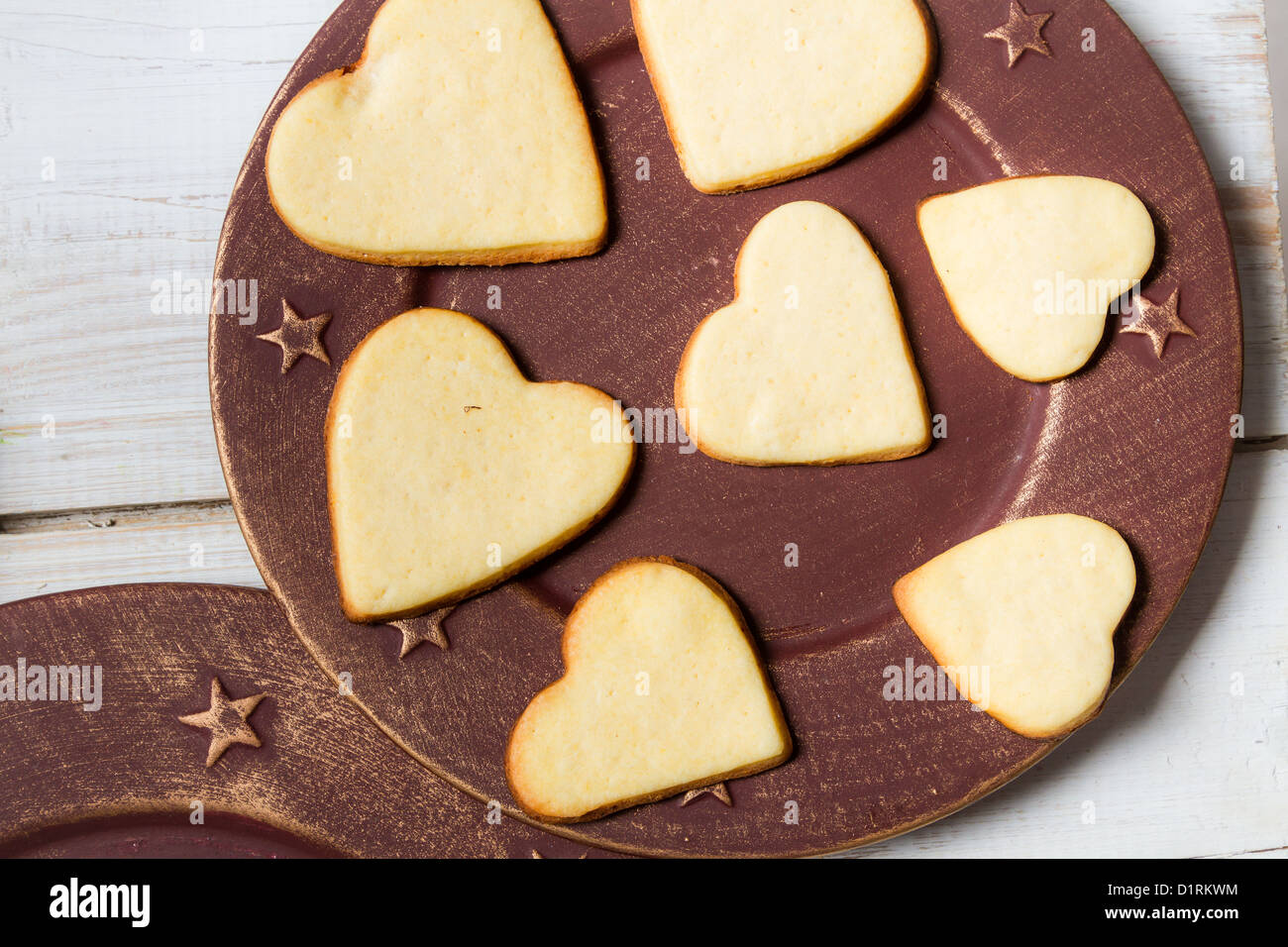 3 cookies on plate hi-res stock photography and images - Alamy
