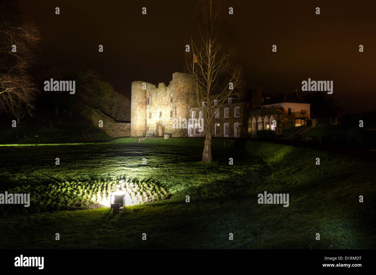 Tonbridge castle kent gatehouse hi-res stock photography and images - Alamy