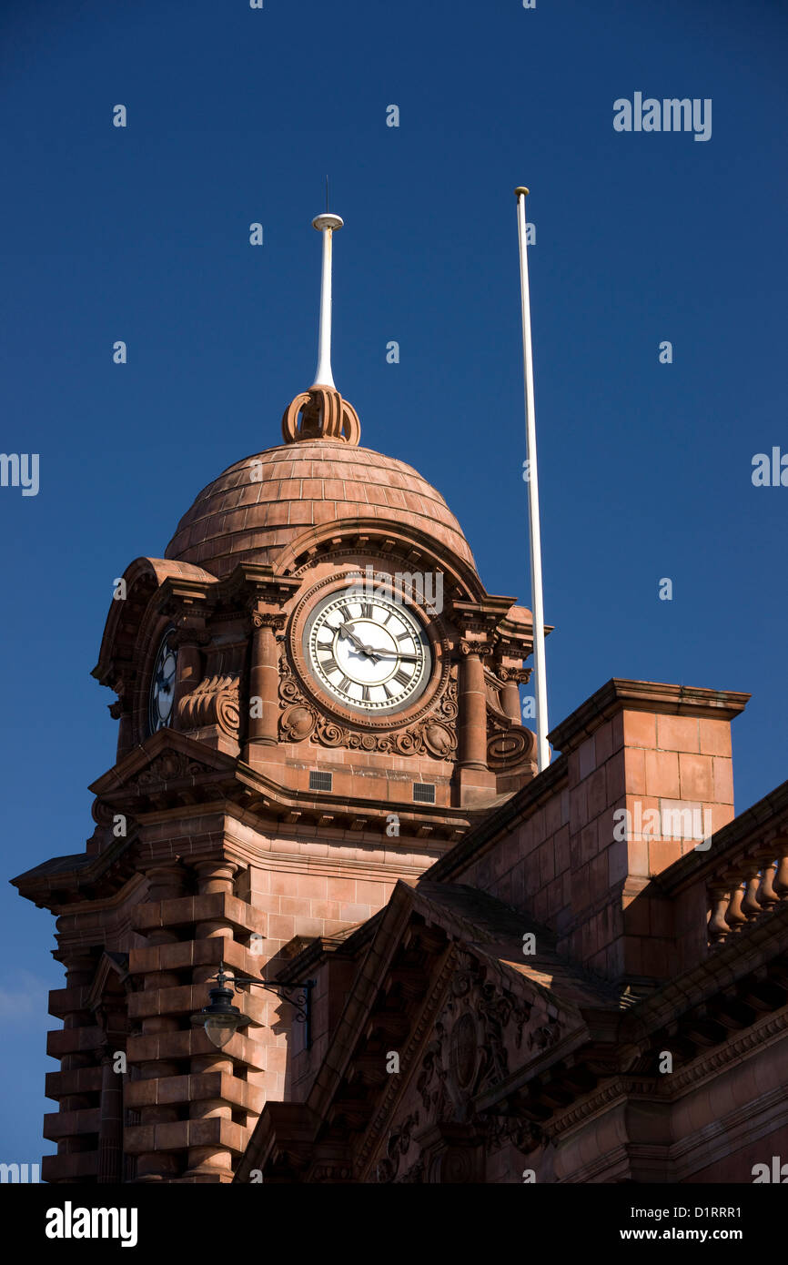 Nottingham Railway Station Main Entrance Tower and Clock Stock Photo ...
