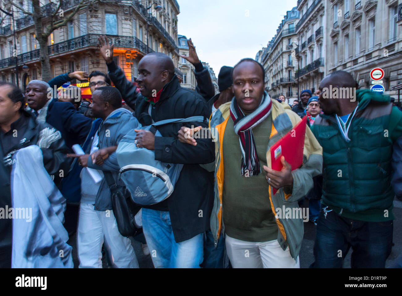 Foreigners without papers hi-res stock photography and images - Alamy