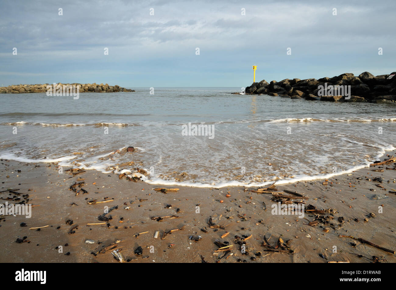 Beach in january hi-res stock photography and images - Alamy