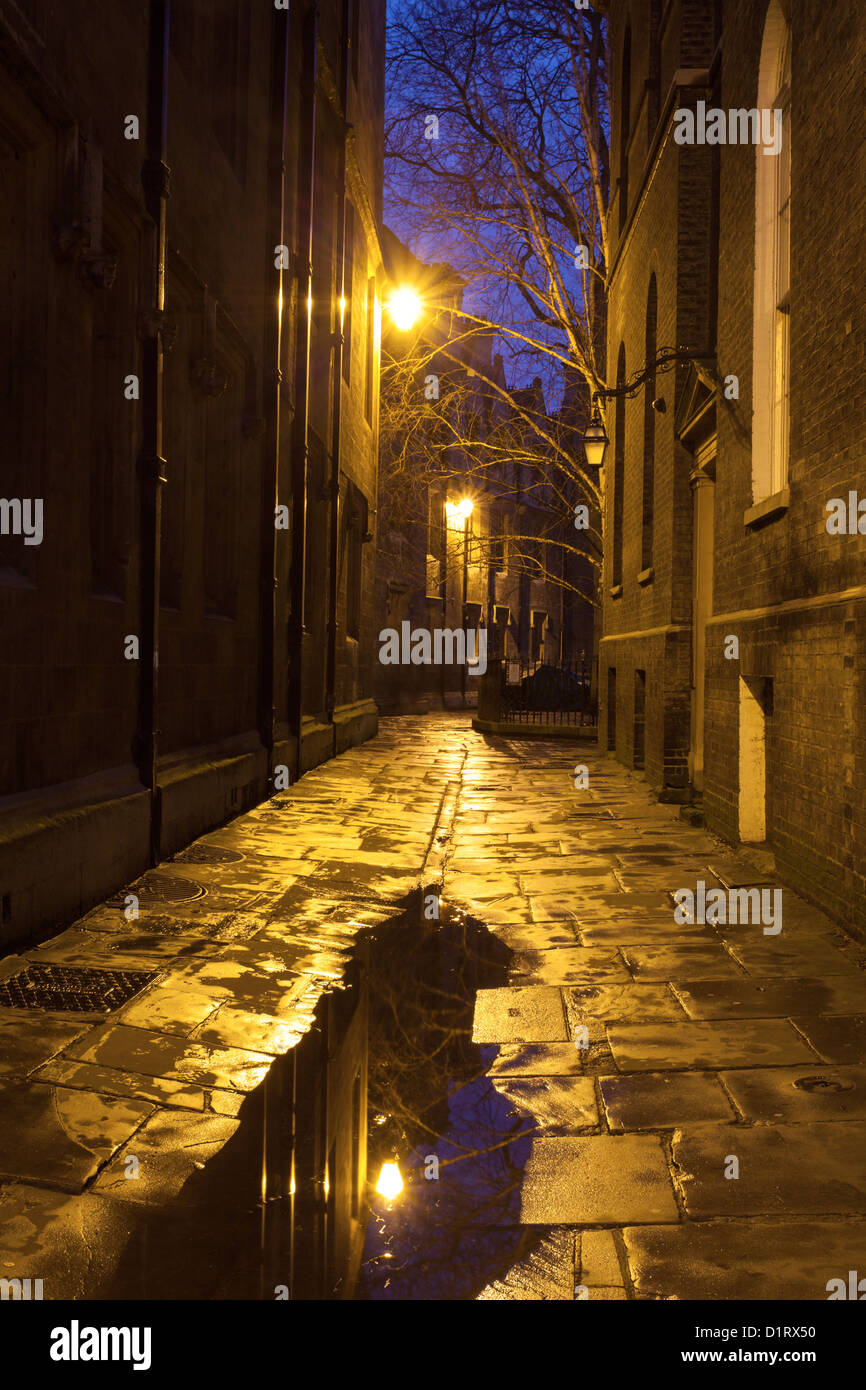 Cambridge at night hi-res stock photography and images - Alamy