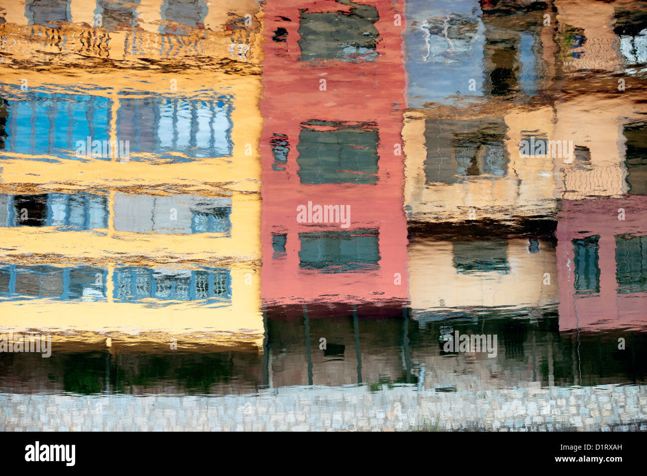 Charming riverside buildings hi-res stock photography and images - Alamy