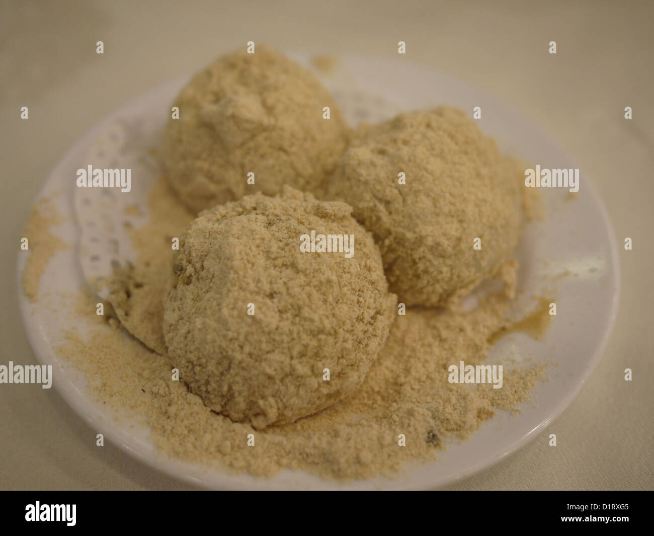 sesame sticky rice ball glutinous mochi desert Stock Photo - Alamy