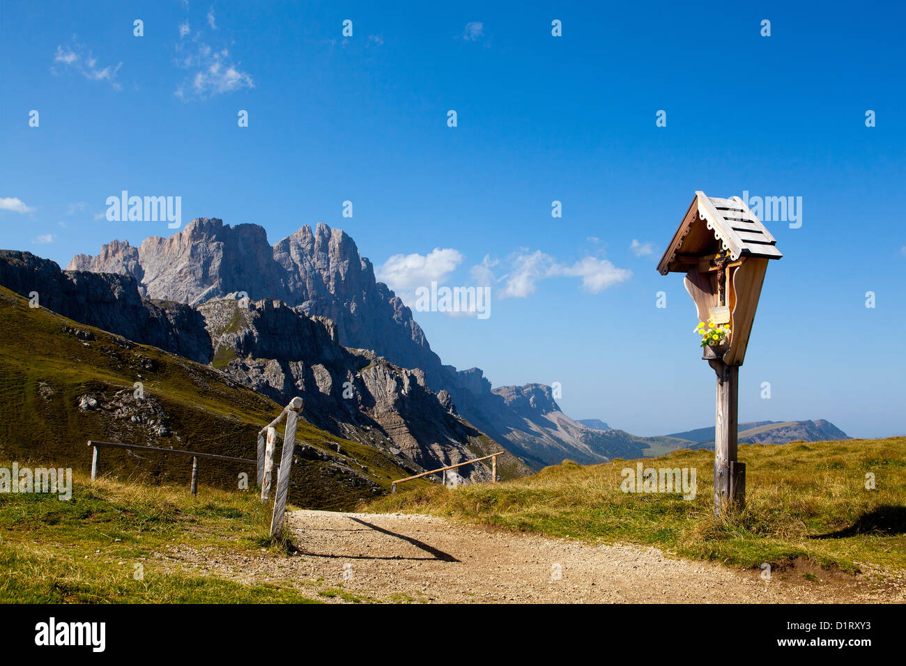 The Odle Group from Genova refuge, Natural Park Puez-Odle, Funes Valley ...
