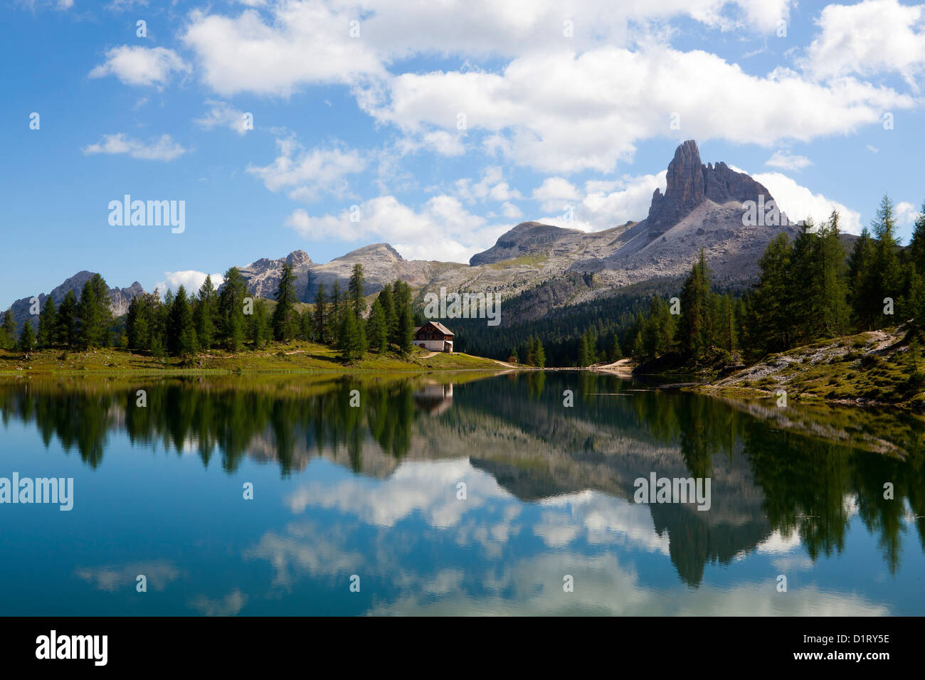 Lago Federa and the Croda da Lago G. Palmieri refuge, Mount Becco di ...