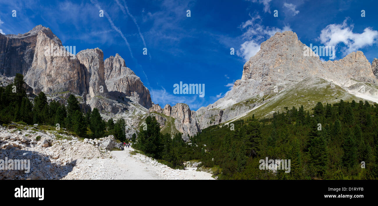 Cima Catinaccio, Punta Emma, Torri del Vaiolet, Torre nord and Cima ...