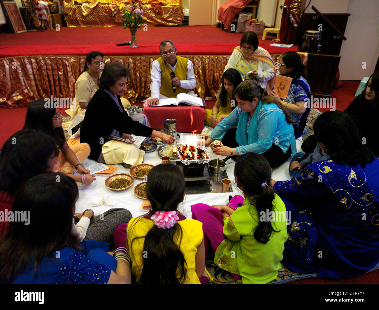Puja with Fire and Priest Reciting at Holi in Hindu Centre Wimbledon ...