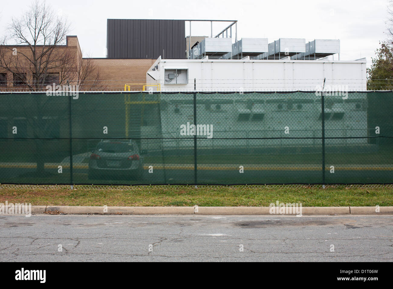 Amazon web services data center hi-res stock photography and images - Alamy