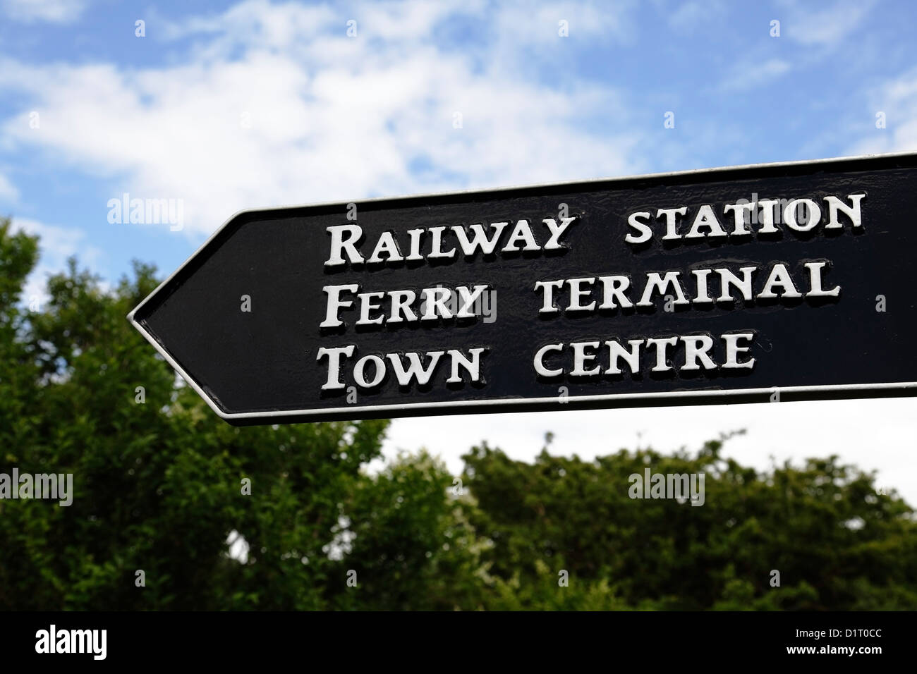 Uk town centre sign hi-res stock photography and images - Alamy