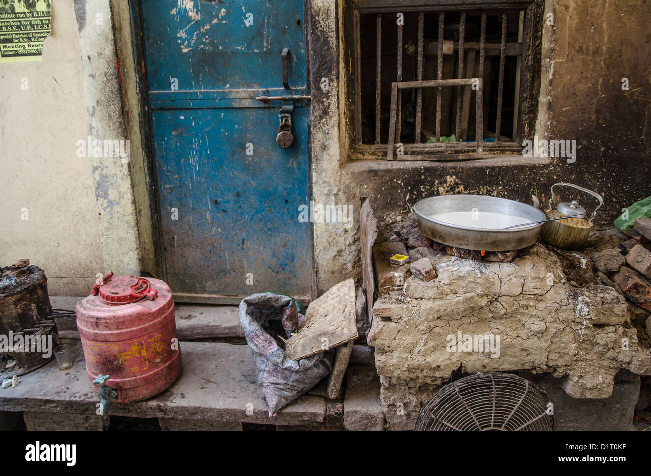Street kitchen in Varanasi, India Stock Photo - Alamy