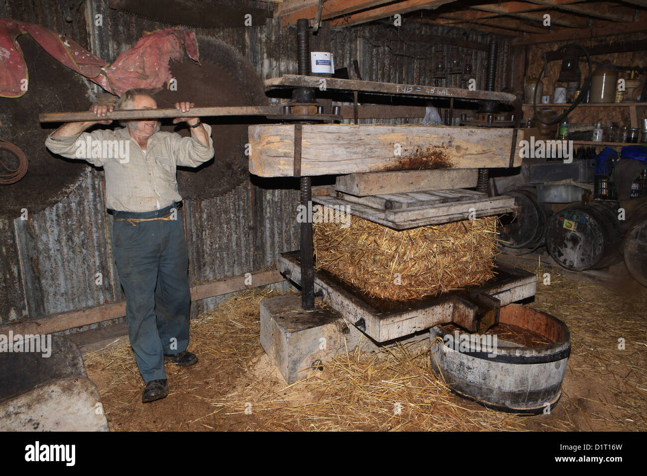 Roger Parris making traditional Cider in Devon with a 200 year old ...