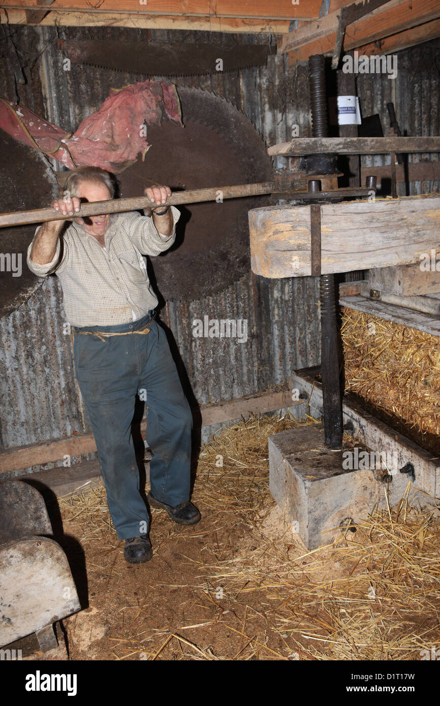 Roger Parris making traditional Cider in Devon with a 200 year old ...