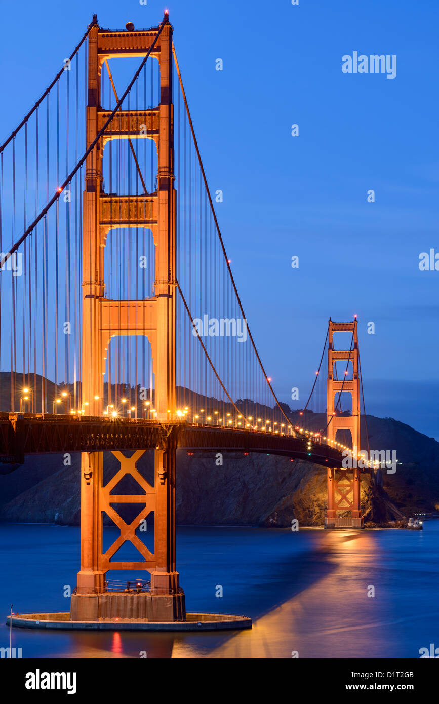 Golden gate bridge view sunset hi-res stock photography and images - Alamy
