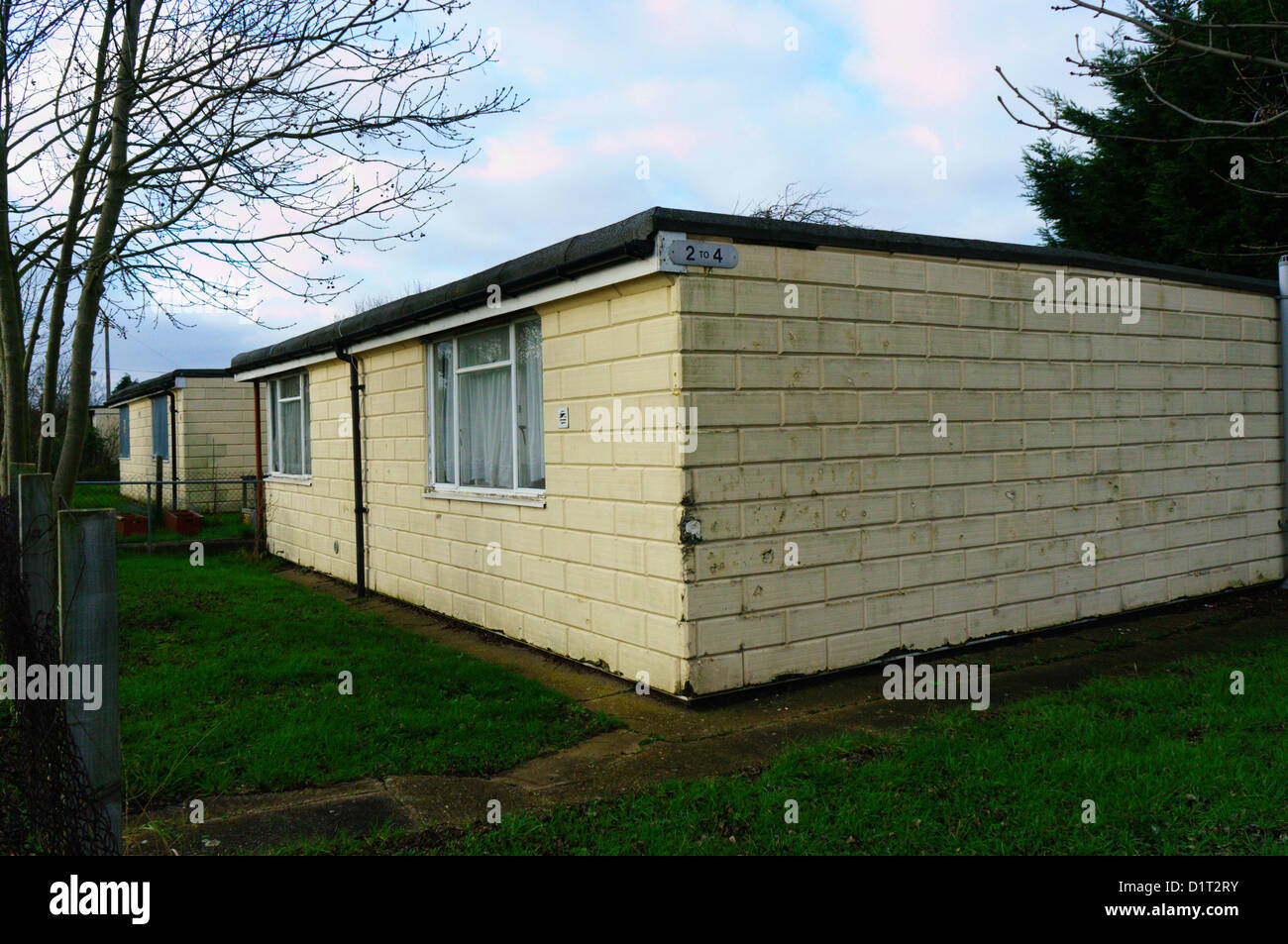 Post war prefab hi-res stock photography and images - Alamy
