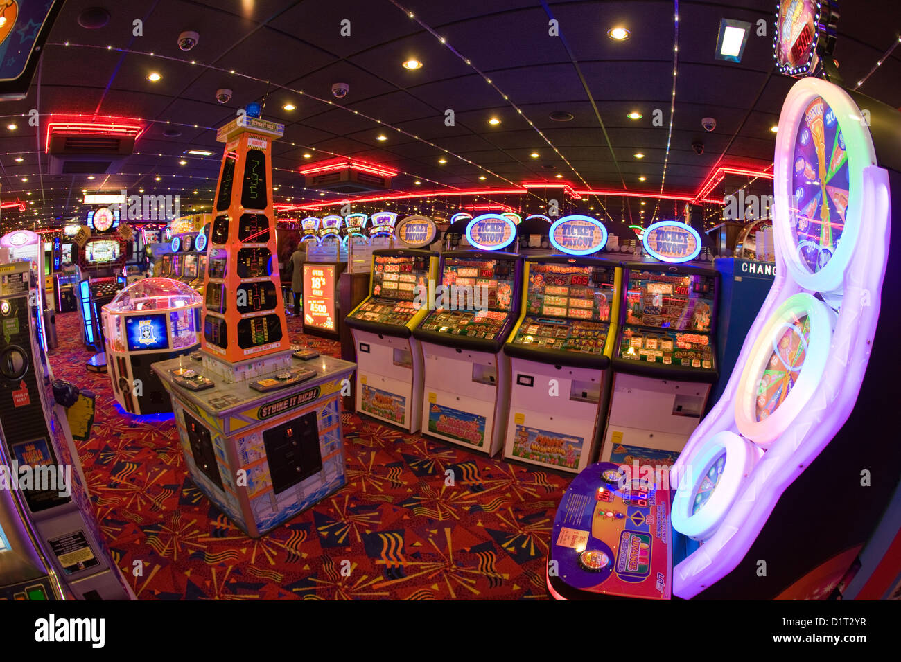 Fruit machines hi-res stock photography and images - Alamy