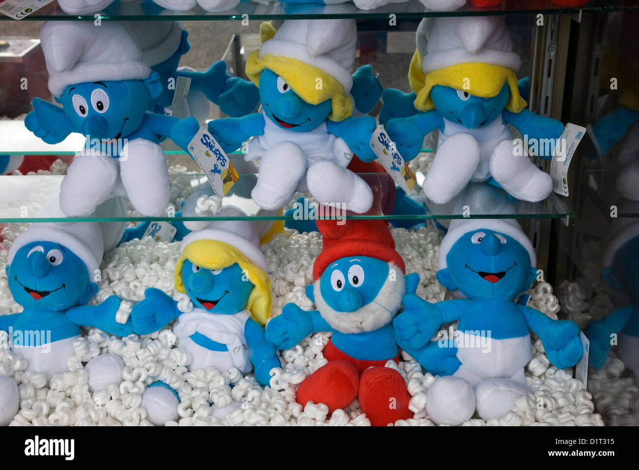 Toy grabber hi-res stock photography and images - Alamy