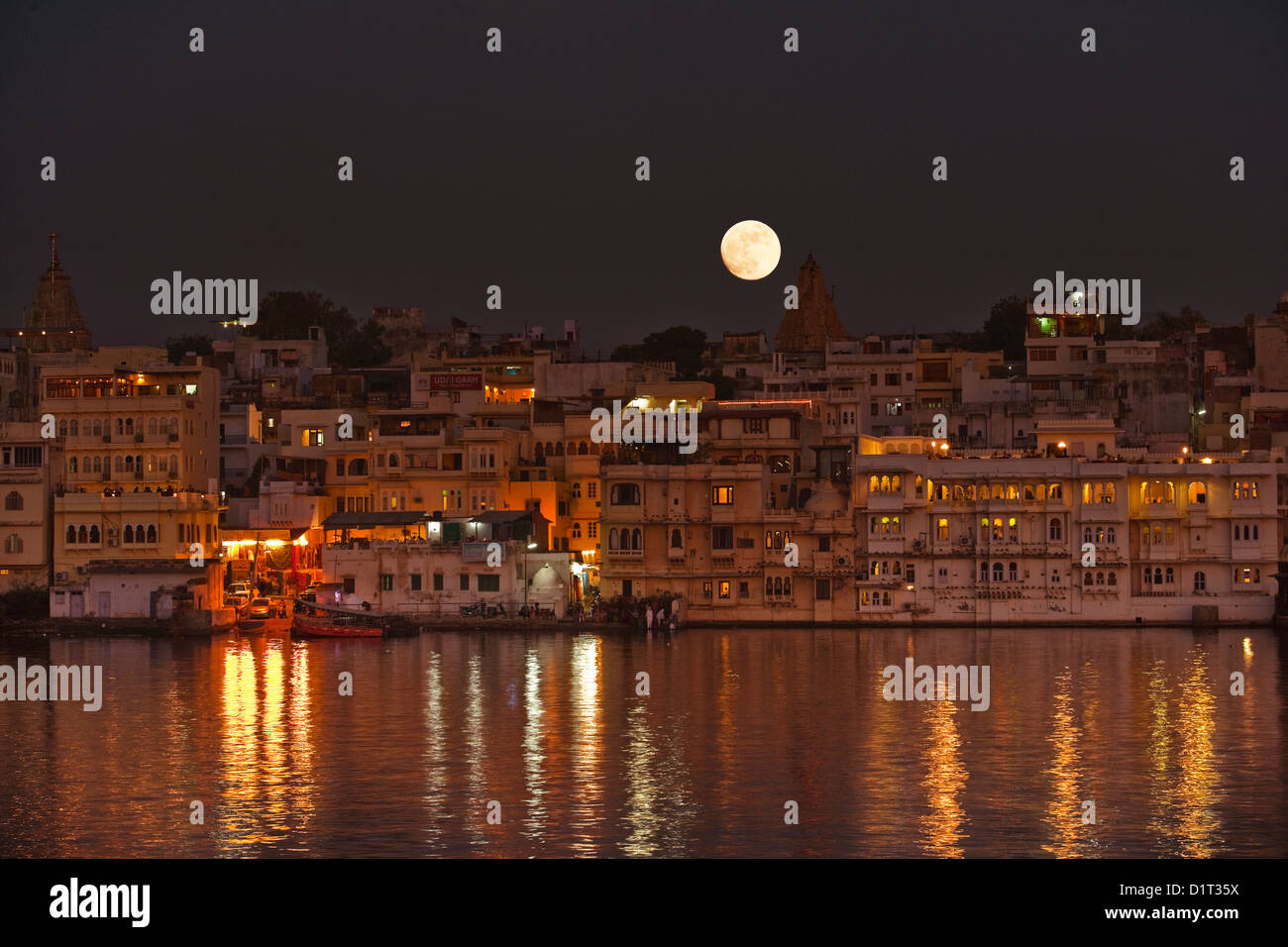 Full moon night india hi-res stock photography and images - Alamy