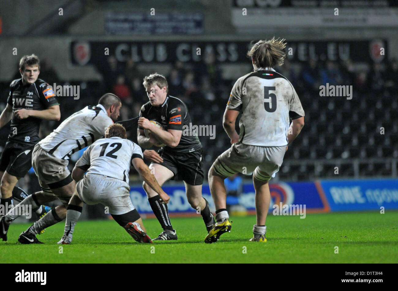 Swansea, Wales, UK. 4th January 2013. RaboDirect Pro 12 - Ospreys v ...