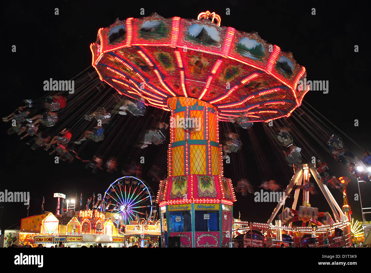 Amusement park marry-go-round ride Stock Photo - Alamy