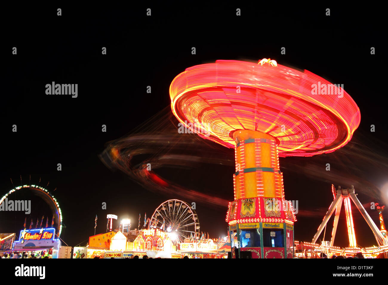 Amusement park marry-go-round ride Stock Photo - Alamy