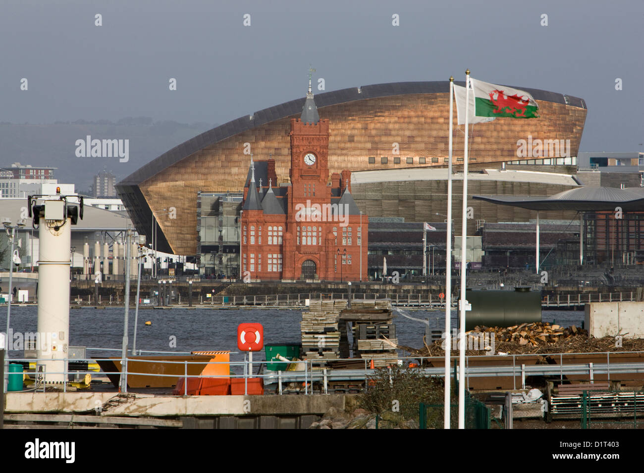 The millennium centre hi-res stock photography and images - Alamy
