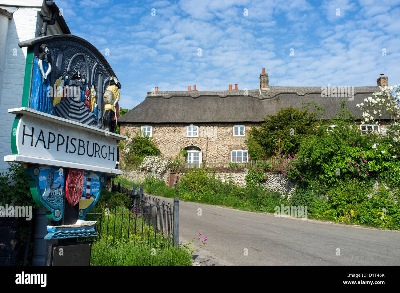 Village Sign and Cottages at Happisburgh Norfolk UK Stock Photo - Alamy