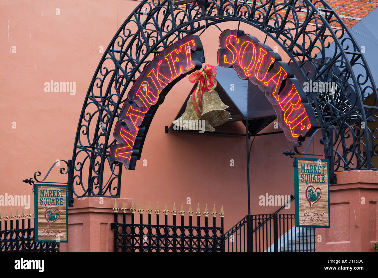 Victoria british columbia market square hi-res stock photography and ...
