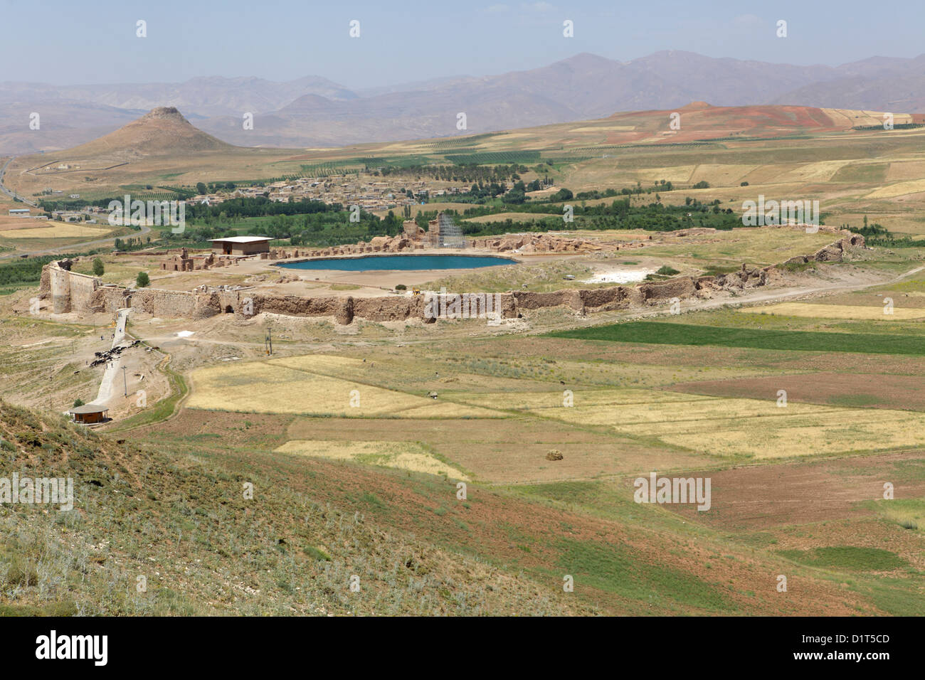 Takht e soleiman hi-res stock photography and images - Alamy