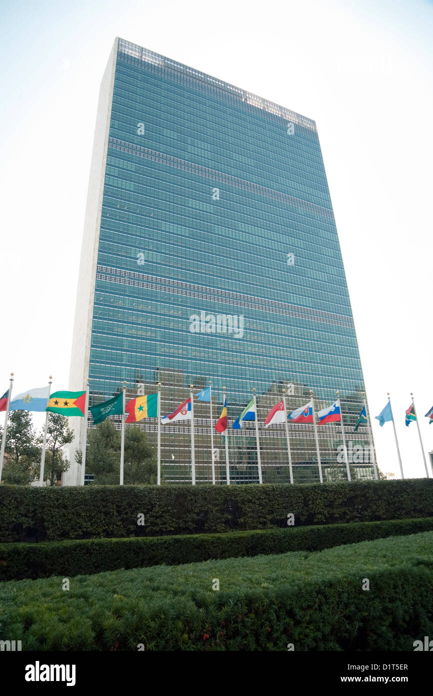 Un Building Flags High Resolution Stock Photography and Images - Alamy