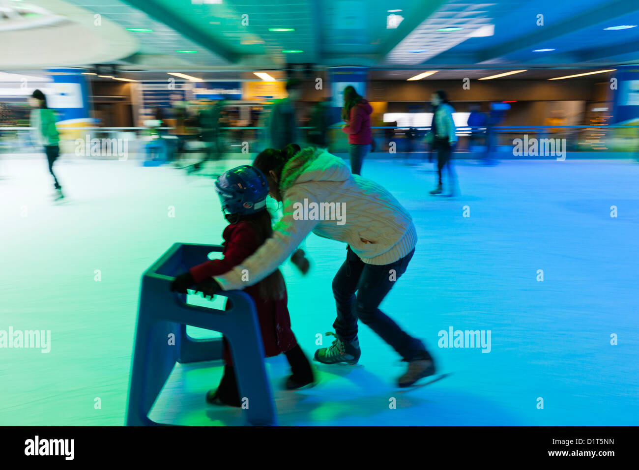 Vancouver winter ice skating hi-res stock photography and images - Alamy
