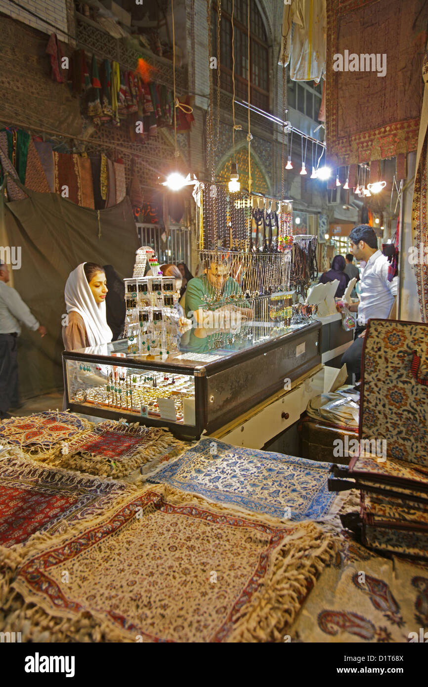 Iranian souk hi-res stock photography and images - Alamy