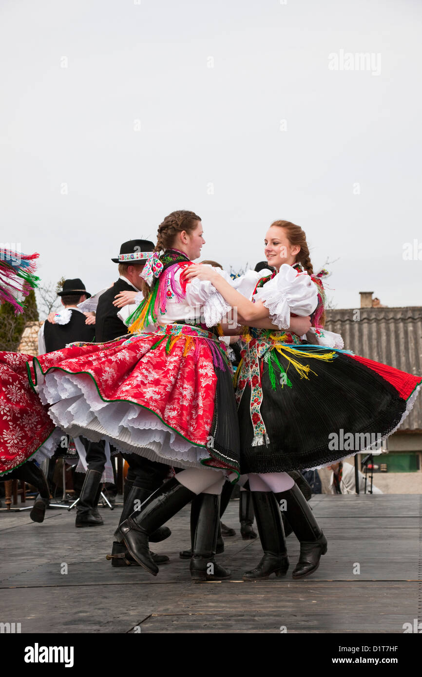 Easter in Hollokoe, a UNESCO site in Hungary, is celebrated with Mass ...