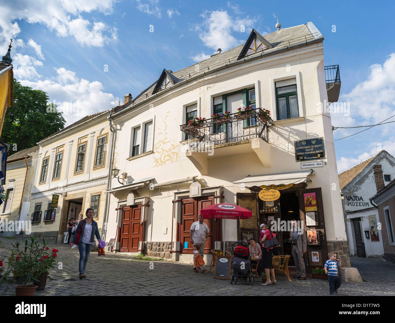 Szentendre village of artists hi-res stock photography and images - Alamy