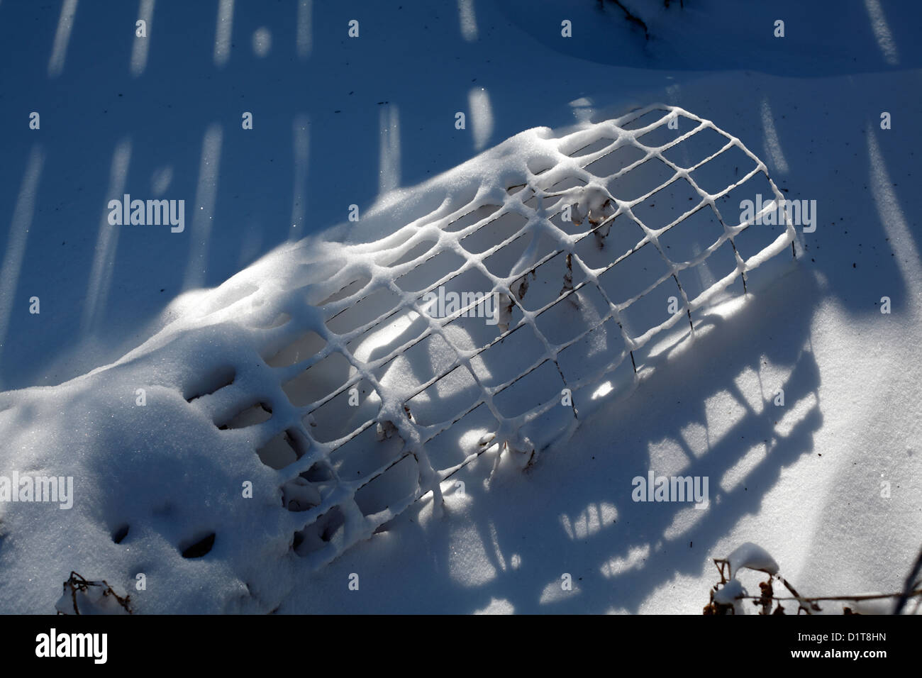 The fallen fence hi-res stock photography and images - Alamy