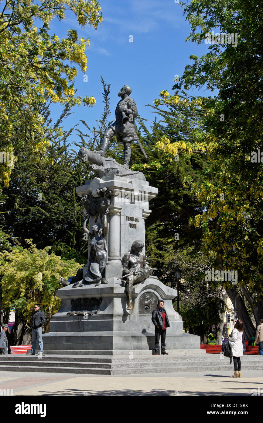 Punta arenas magellan statue hi-res stock photography and images - Alamy