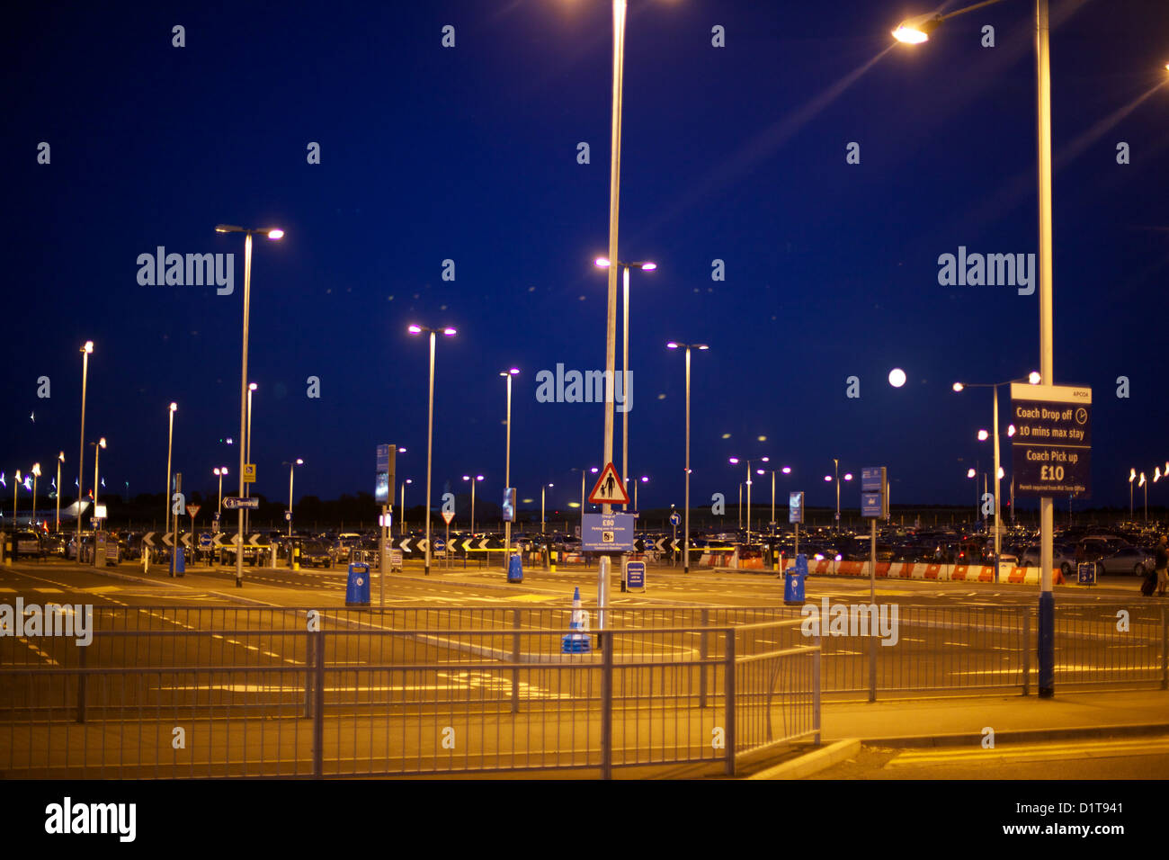 London Luton (LTN) Airport car park at night with full moon Stock Photo ...
