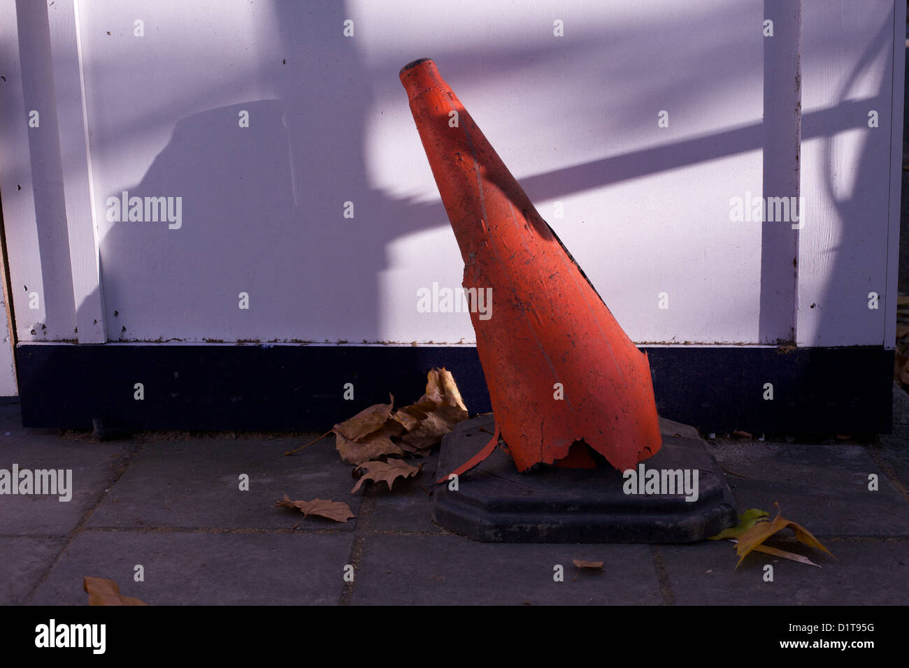 Red And White Traffic Bollard High Resolution Stock Photography and Images - Alamy
