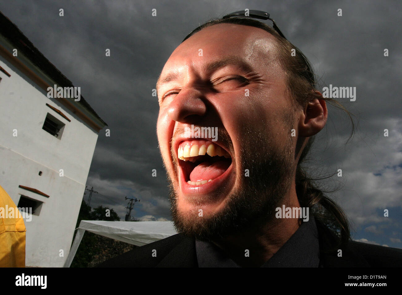 man teeth laugh Stock Photo - Alamy
