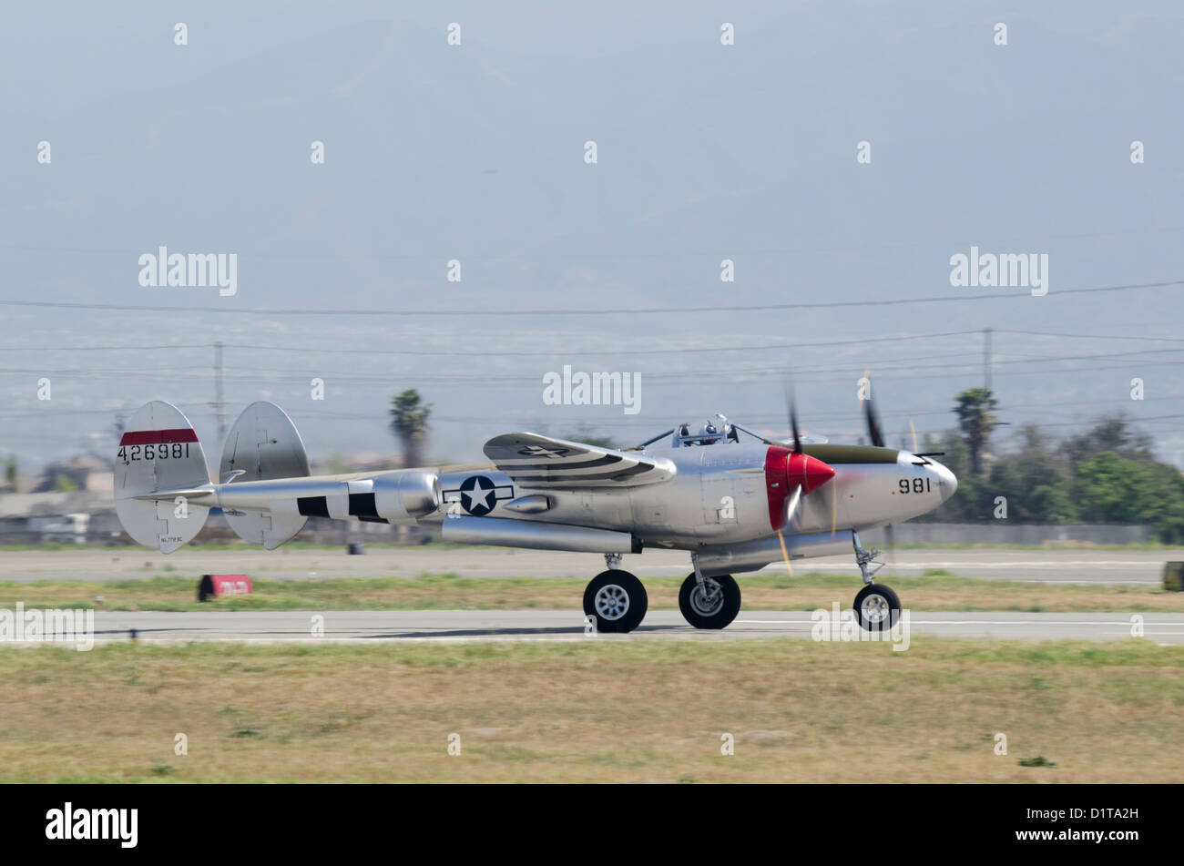 Lockheed p 38 lightning ww2 hi-res stock photography and images - Alamy