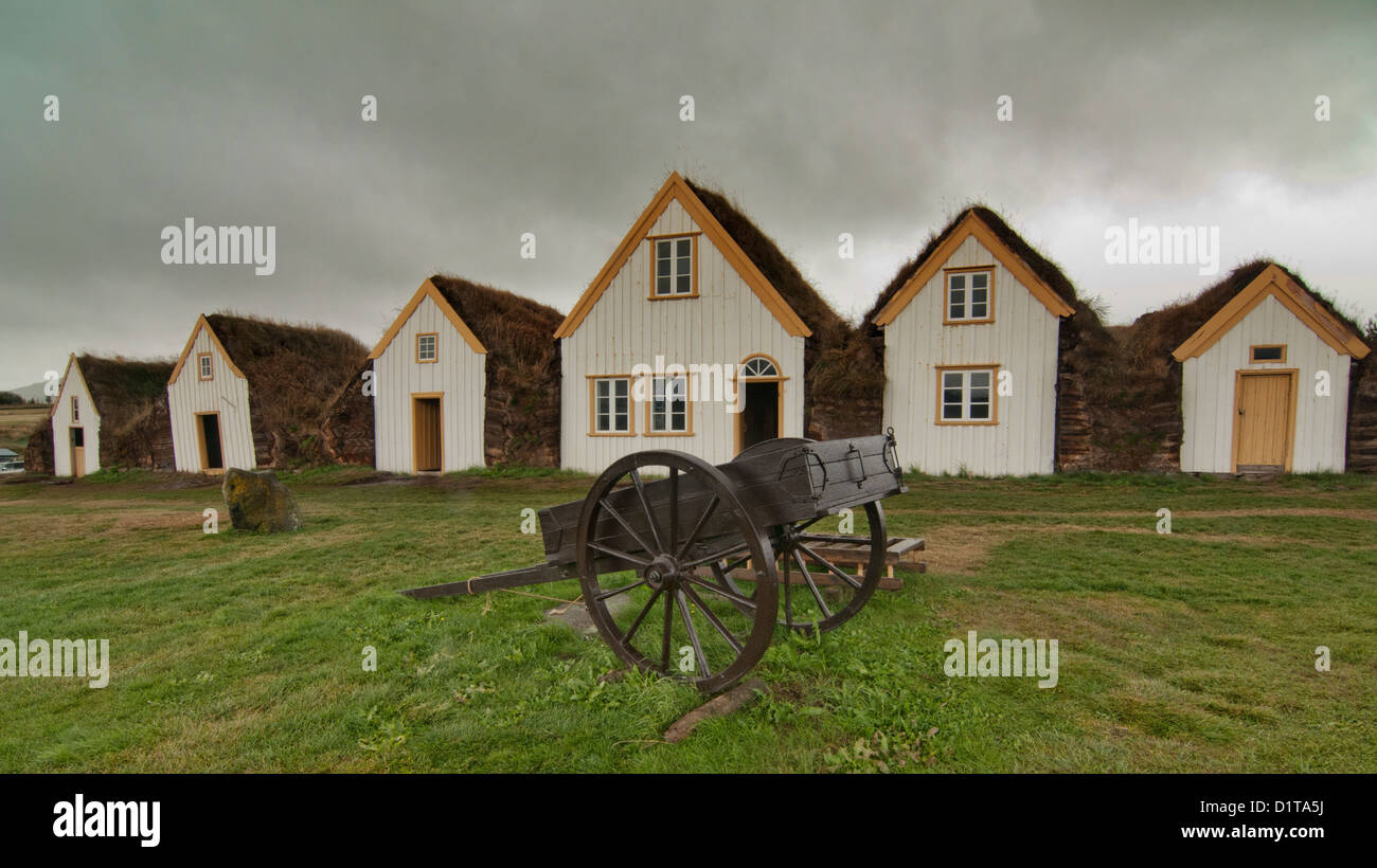 Turf house iceland hi-res stock photography and images - Alamy