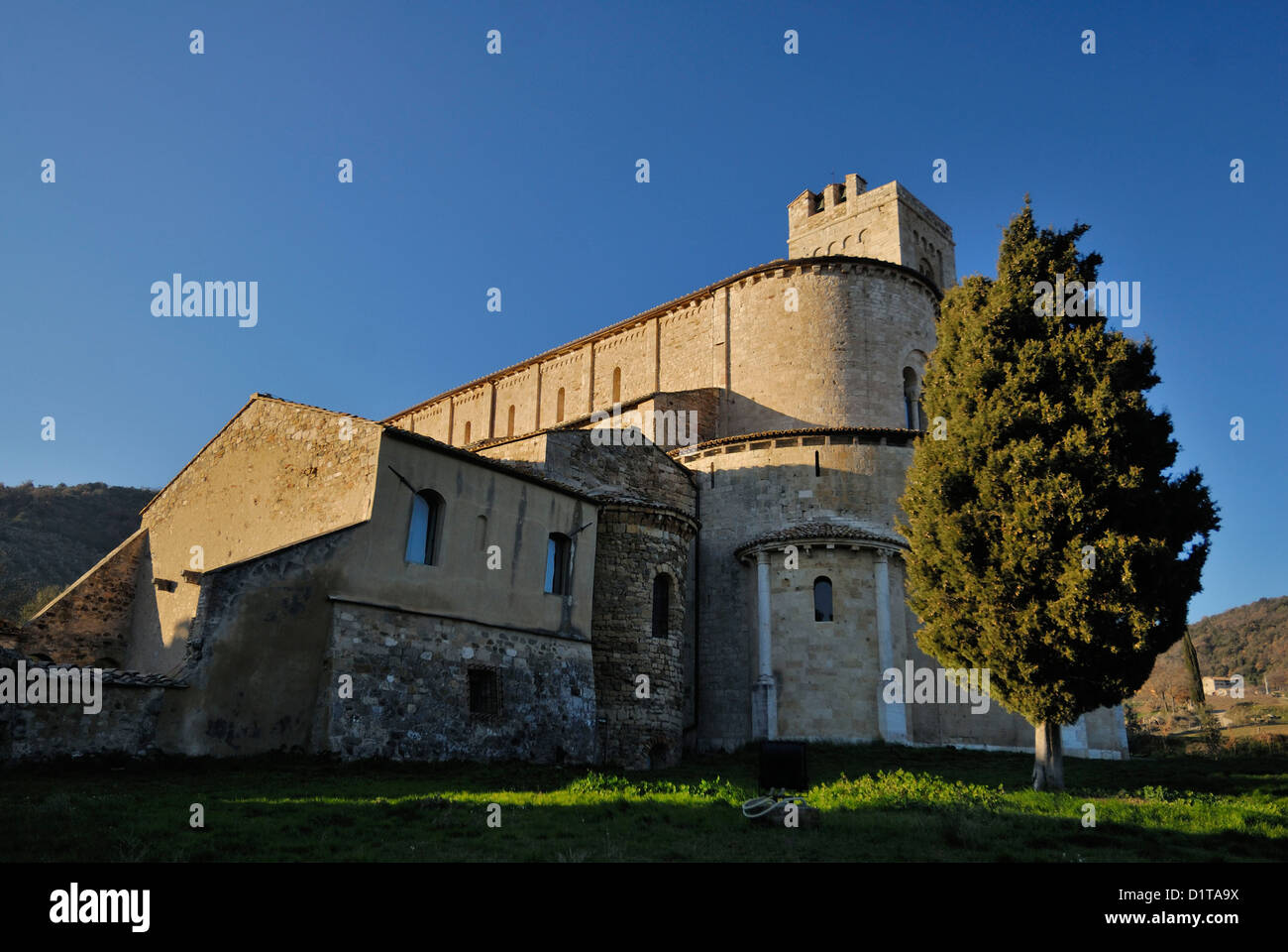 S. Antimo Cathedral, Val d'Orcia,Tuscany, Italy Stock Photo - Alamy