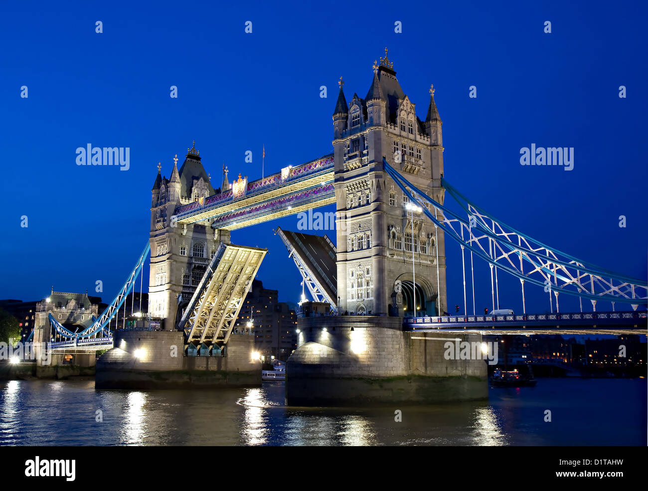 Open Tower Bridge High Resolution Stock Photography and Images - Alamy