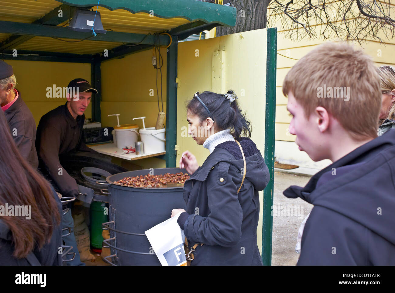 Vienna chestnuts hi-res stock photography and images - Alamy