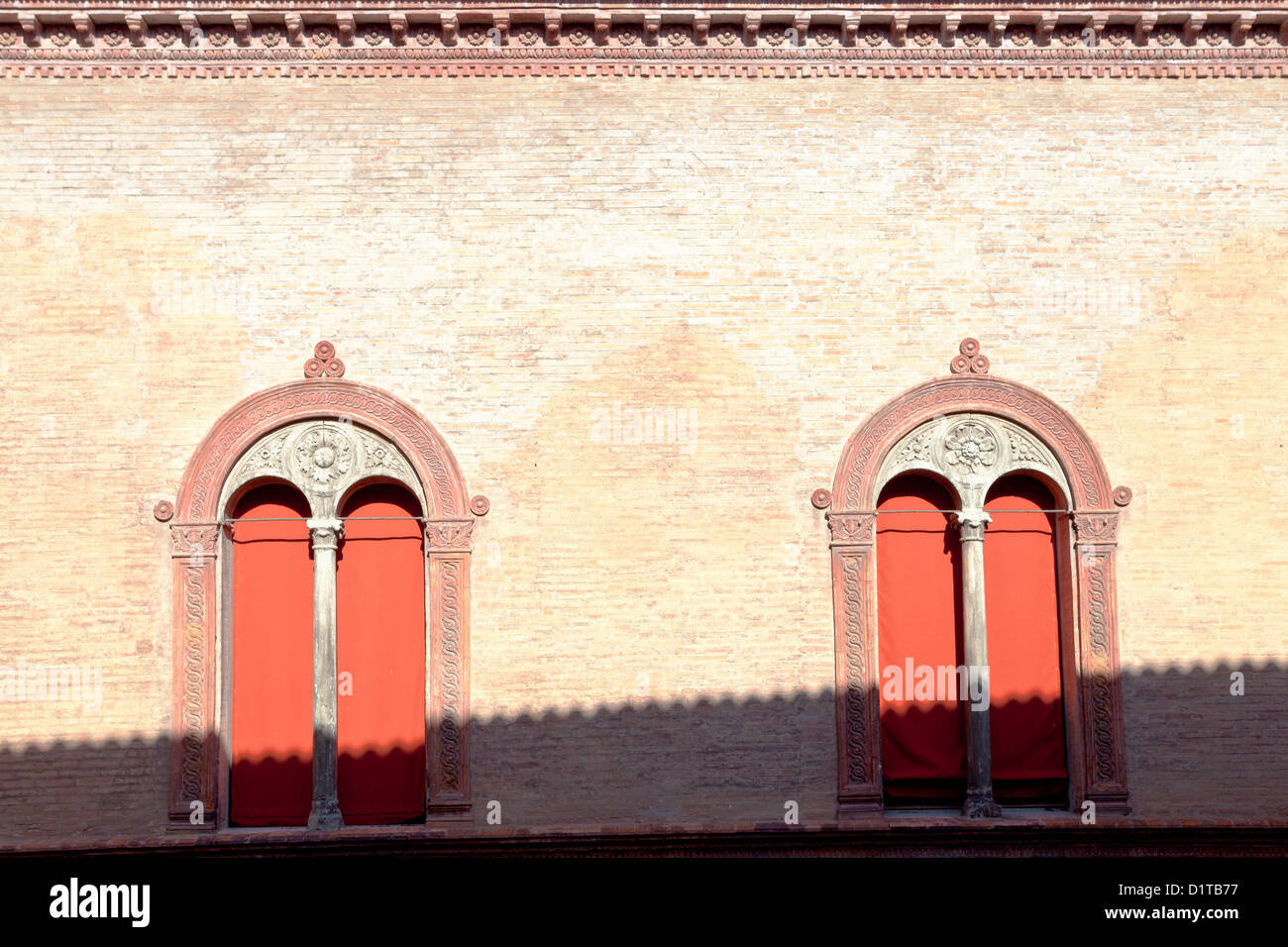 closed windows in wall of medieval palazzo Stock Photo - Alamy