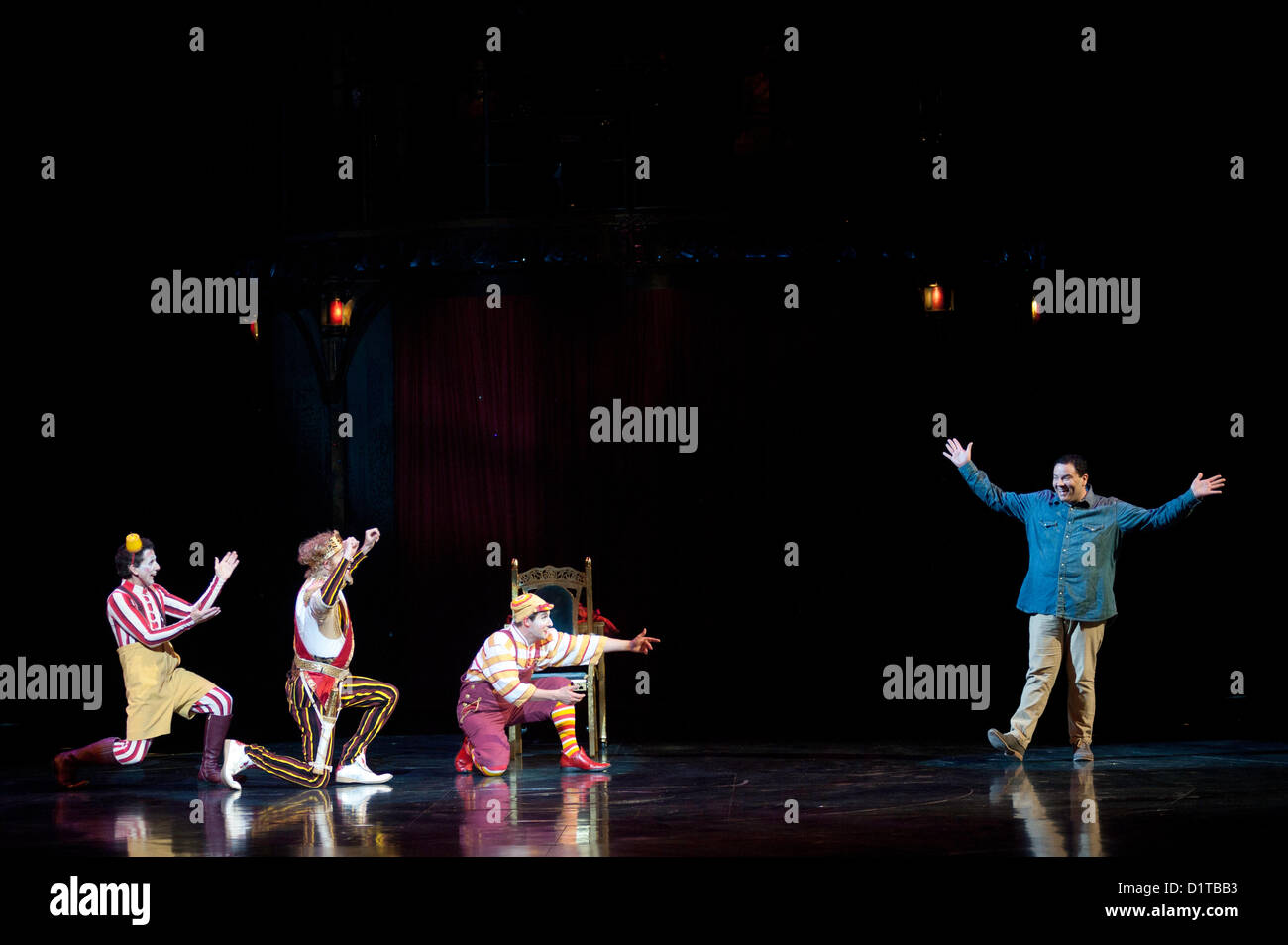 Cirque du soleil kooza theatre hi-res stock photography and images - Alamy