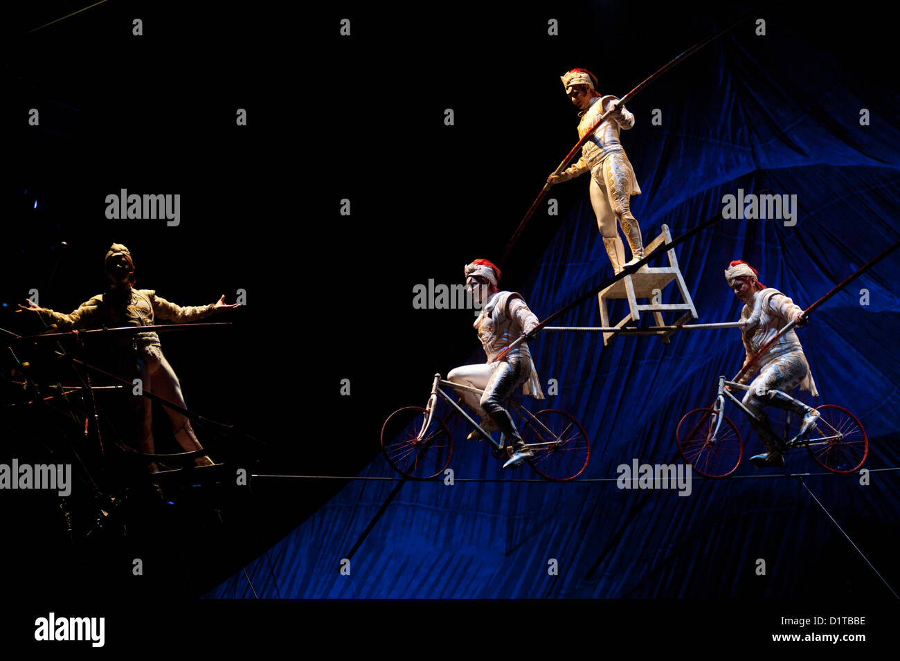 High wire circus hi-res stock photography and images - Alamy
