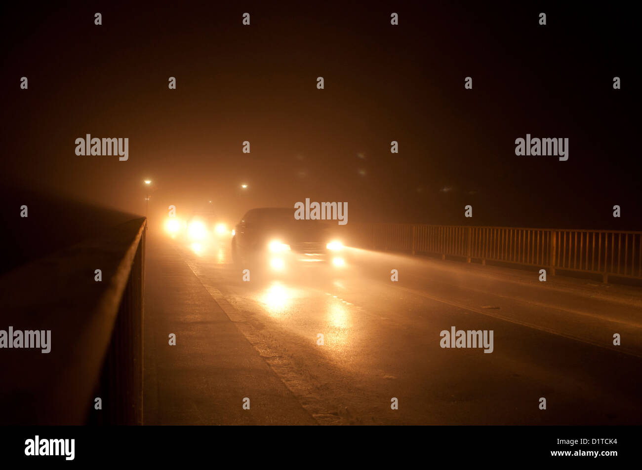 Approaching cars hi-res stock photography and images - Alamy