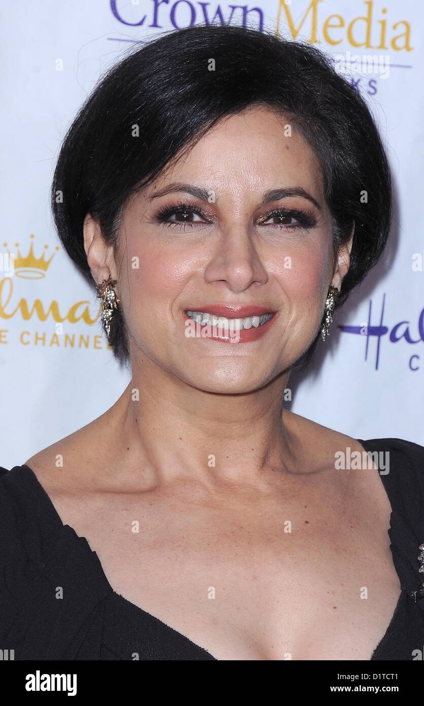 Saundra hi-res stock photography and images - Alamy